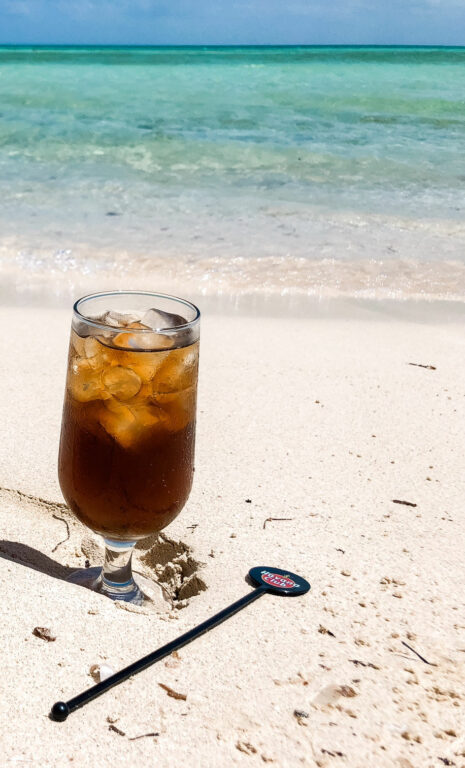 Cubata Recipe (Cuba Libre With Dark Rum)